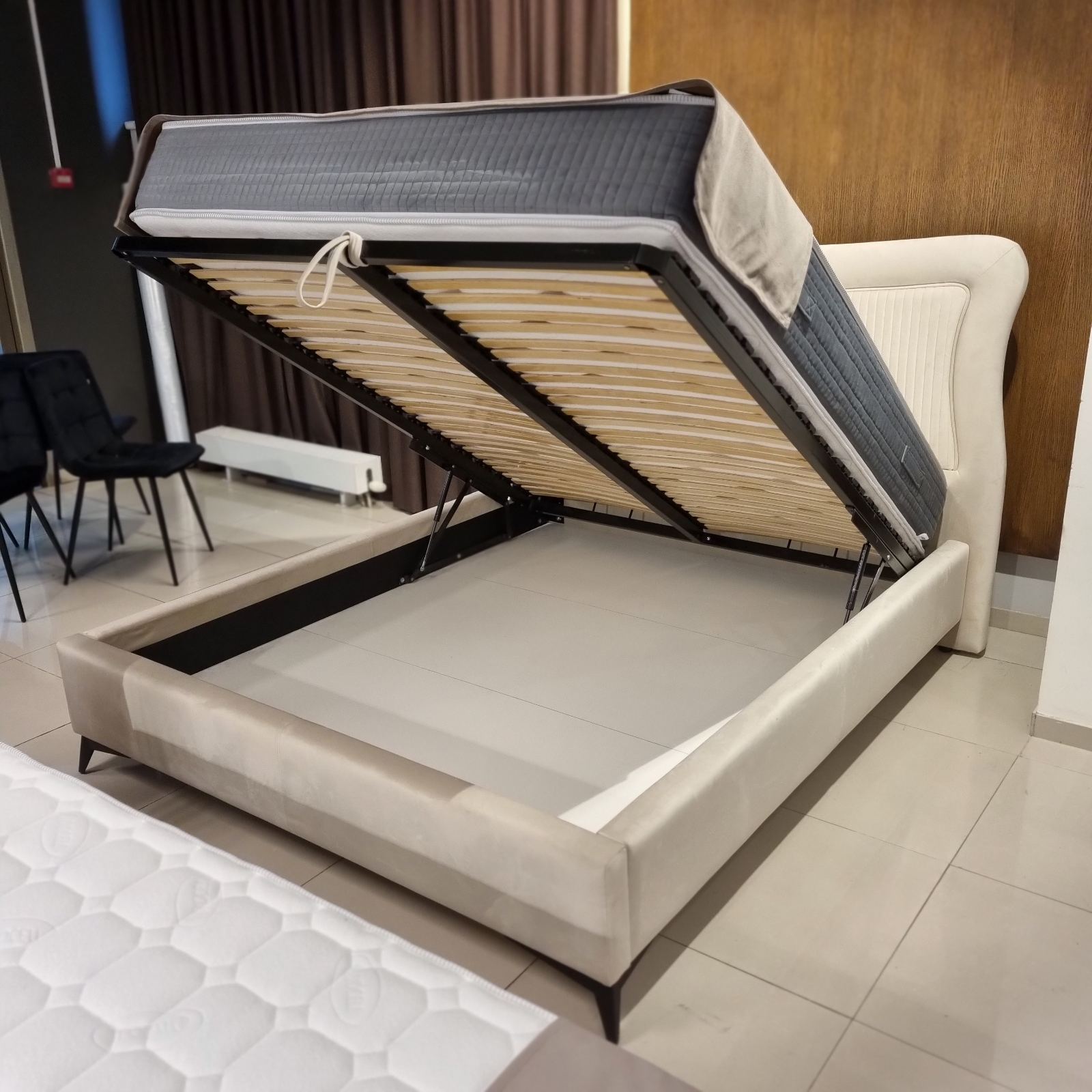 Miegamojo lova | Lyra - Baldų parduotuvė